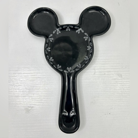 Disney | Kitchen | Disney Mickey Mouse Icon Black White Kitchen Spoon ...